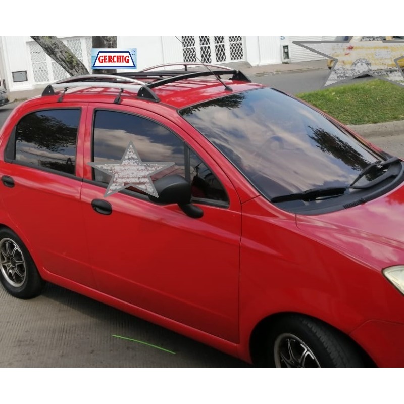 Parrillas portaequipajes para autos, camionetas y camperos